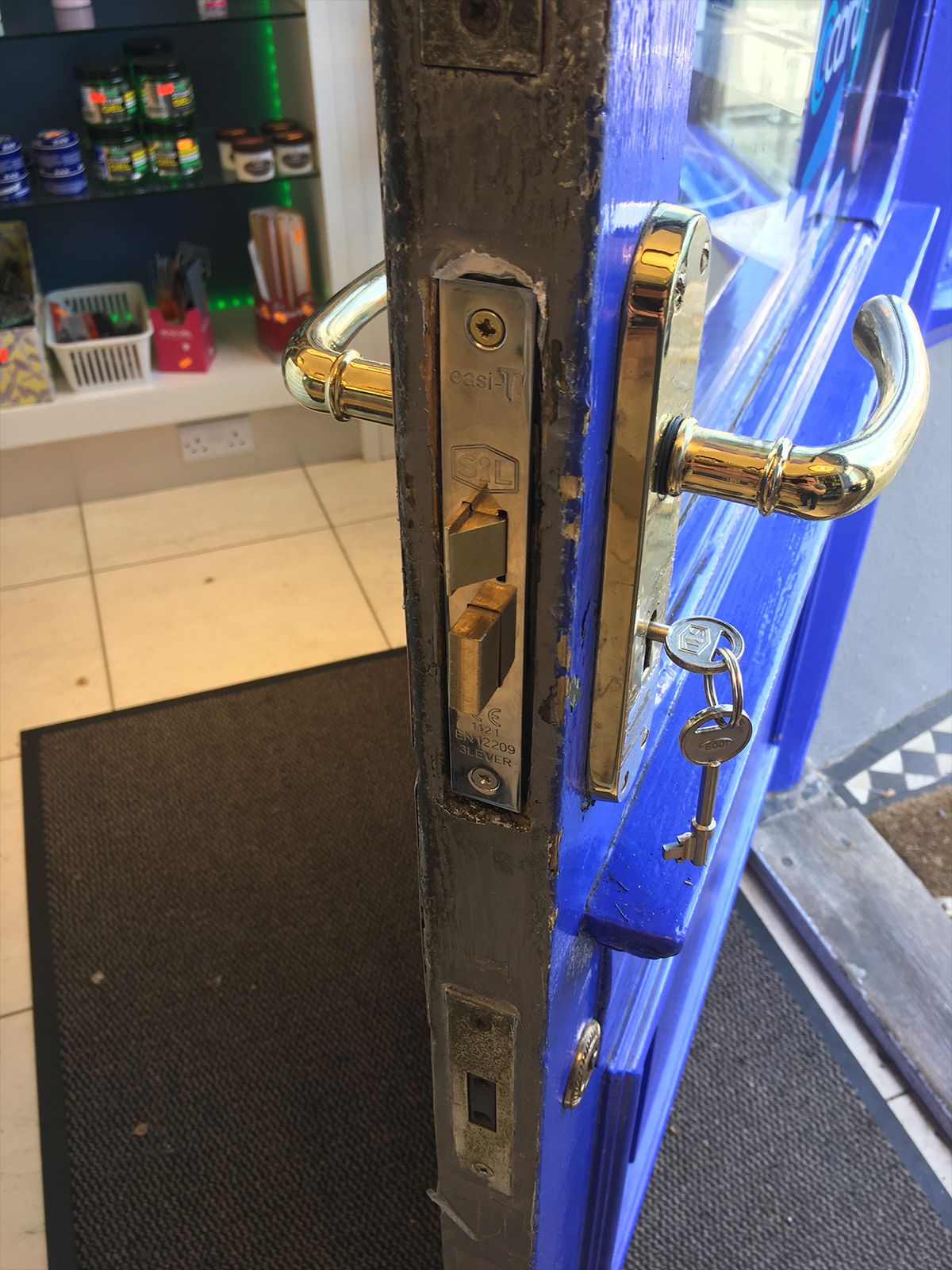 Lock change commercial premises central Brighton | LBP Locksmiths