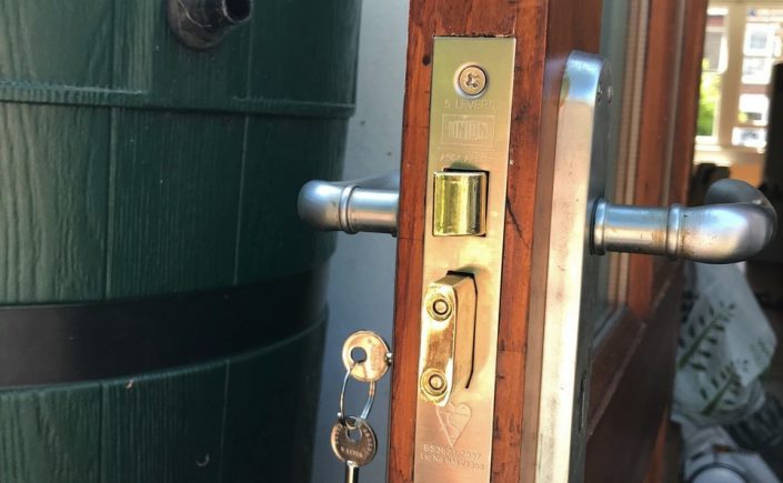 Sash Deadlock Installation Central Brighton | LBP Locksmiths